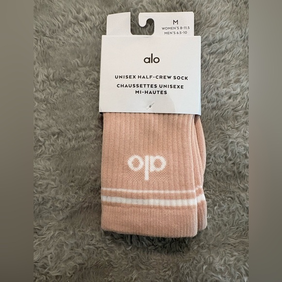 ALO Yoga | Other | Alo Yoga Throwback Halfcrew Socks Two Colors ...